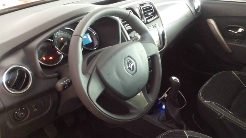 Vision Automotriz » Blog Archive » Renault Stepway 2016, robusto y ...