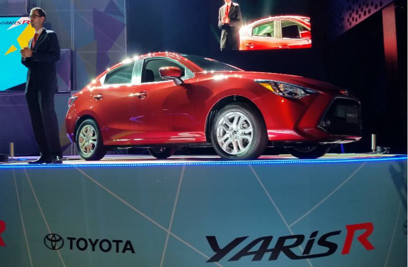 Vision Automotriz » Blog Archive » Toyota Yaris R 2016, el mejor en su ...
