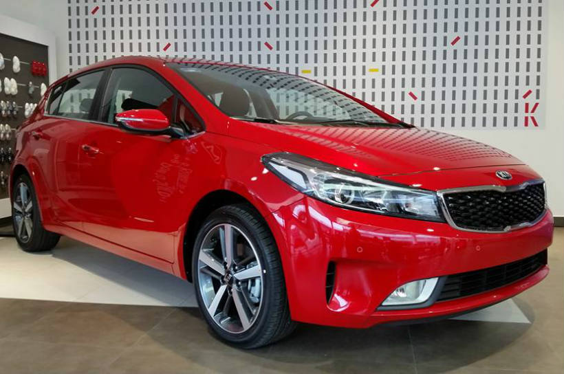 Vision Automotriz » Blog Archive » Fotogalería: KIA Forte Hatchback 2017