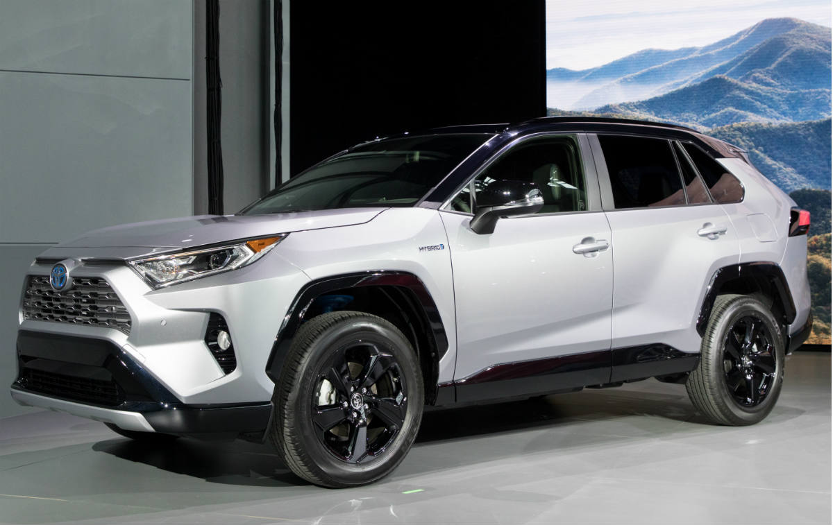 Vision Automotriz » Blog Archive » Toyota RAV4 2019 deslumbra en su debut